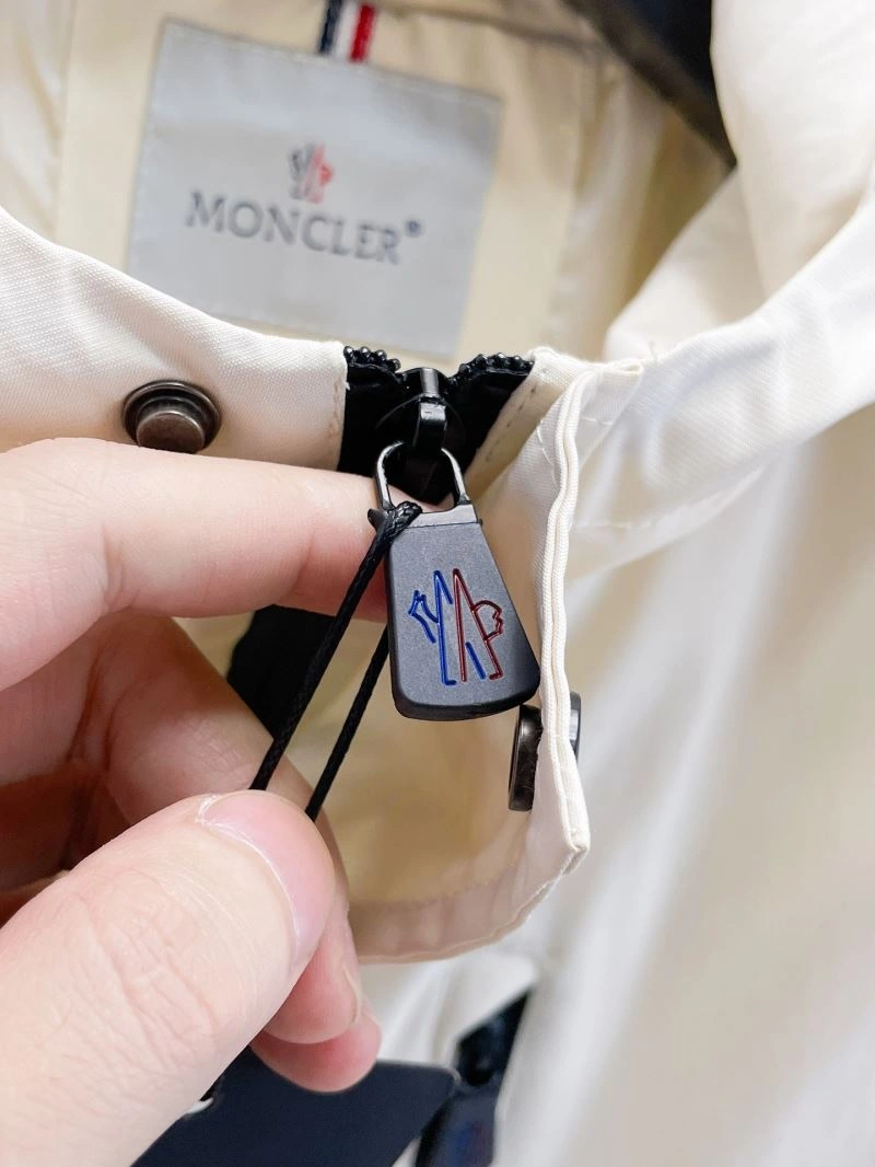 Precise copy Moncler Outwear