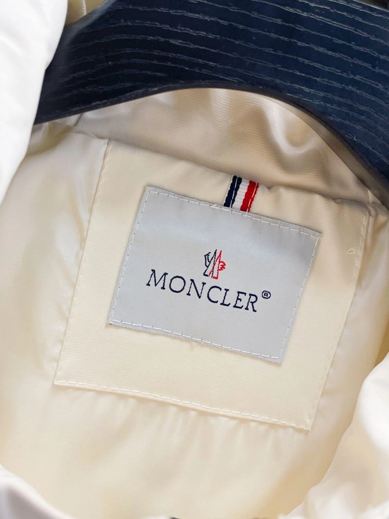 Precise copy Moncler Outwear