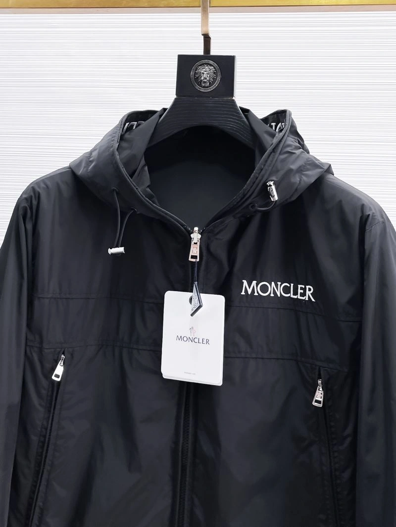 Top mirror Moncler Outwear