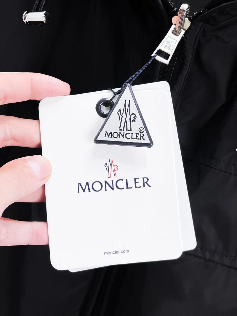 Top mirror Moncler Outwear