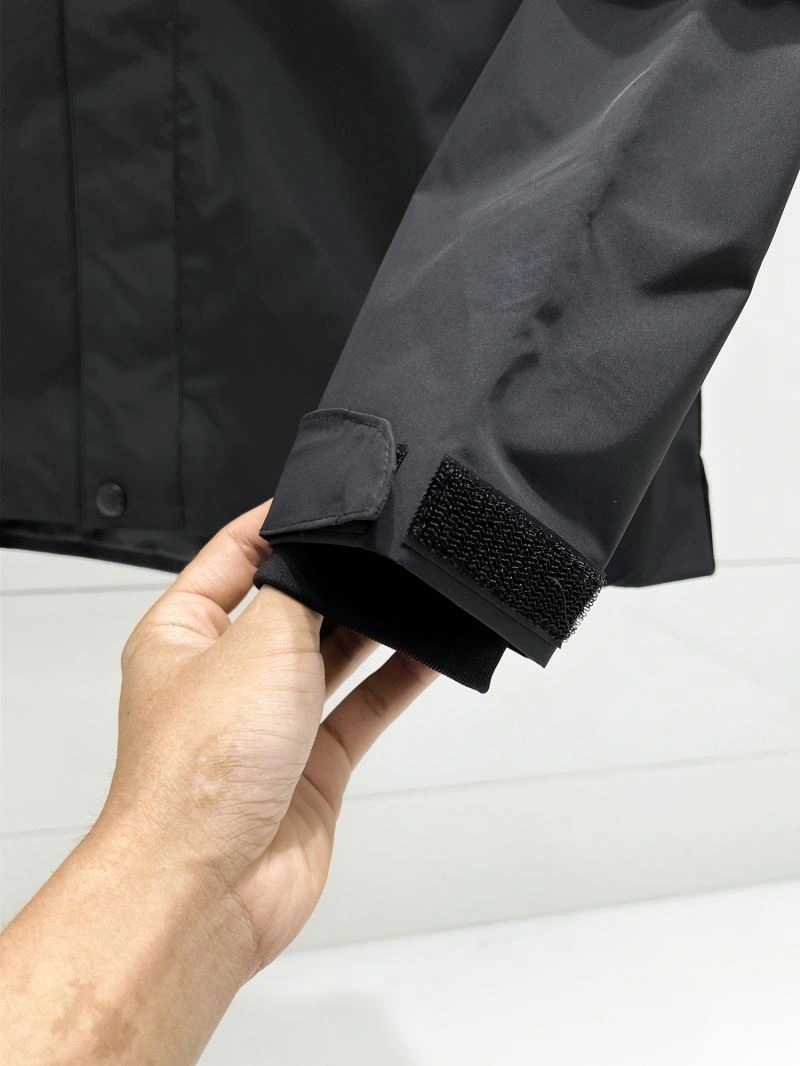 Official Moncler Outwear