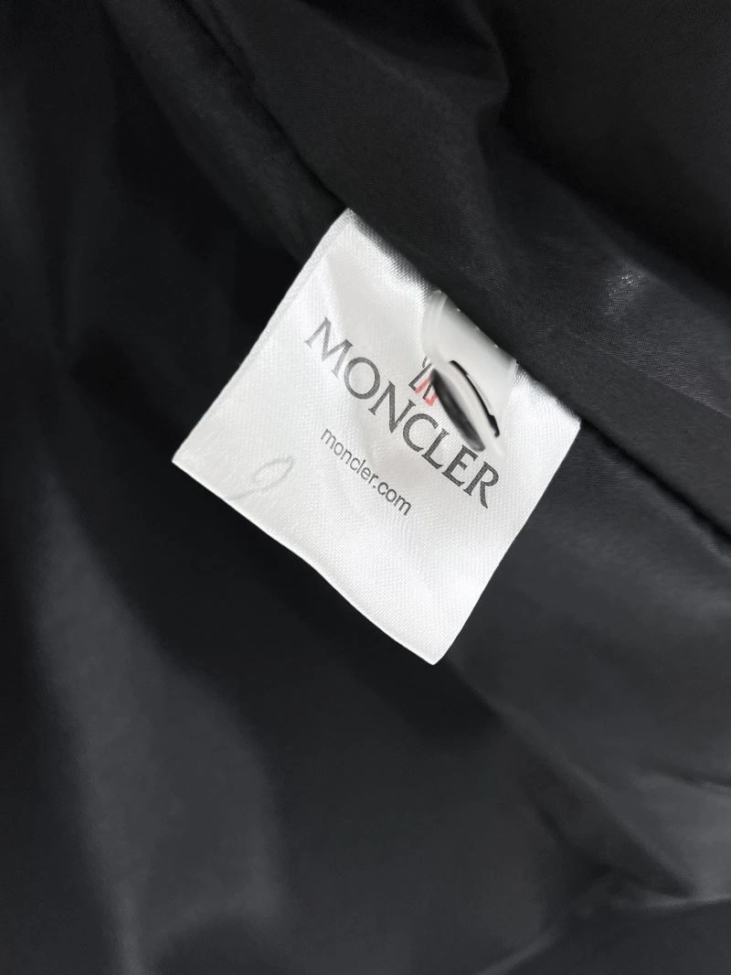 Top mirror Moncler Outwear