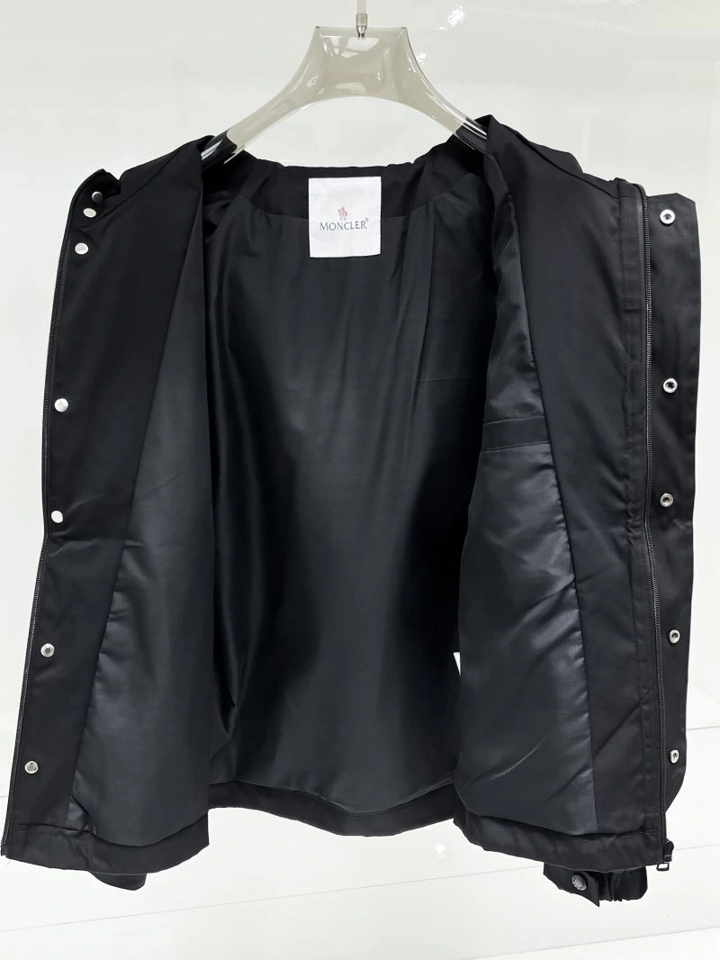 Top mirror Moncler Outwear