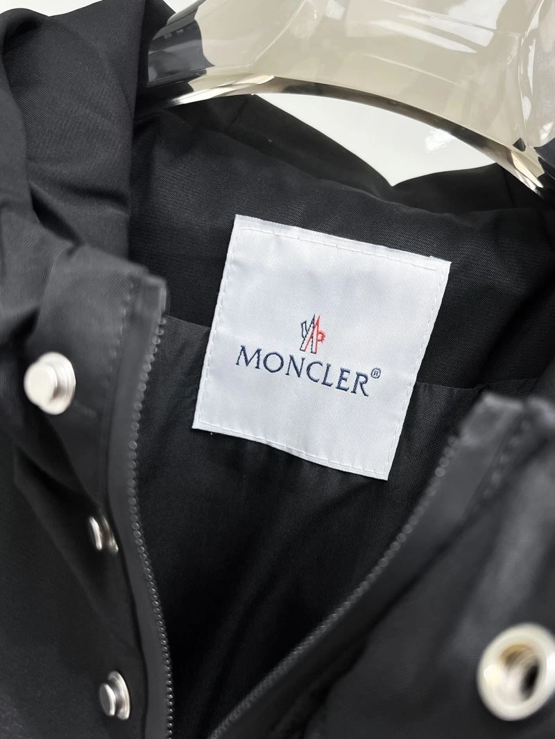 Top mirror Moncler Outwear