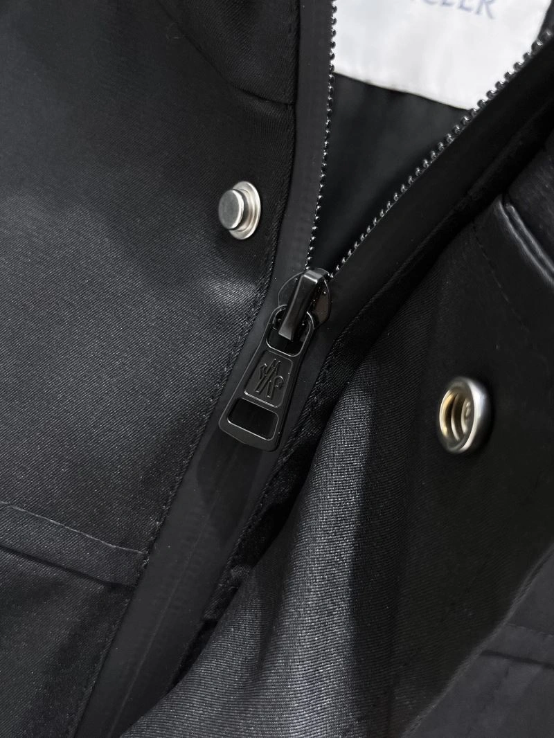 Top mirror Moncler Outwear