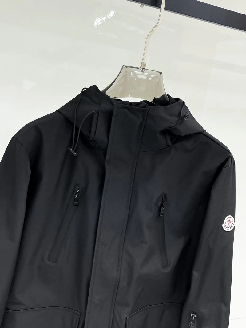 Bargain Moncler Outwear