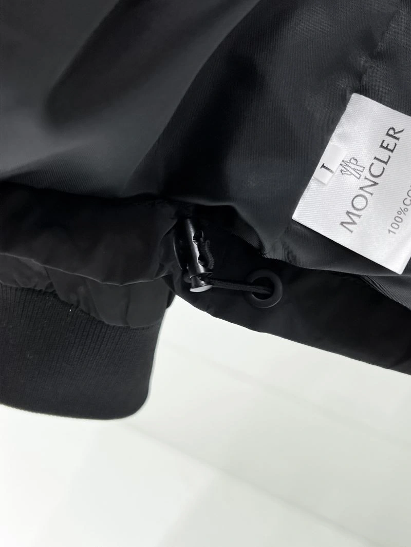 Top match Moncler Outwear