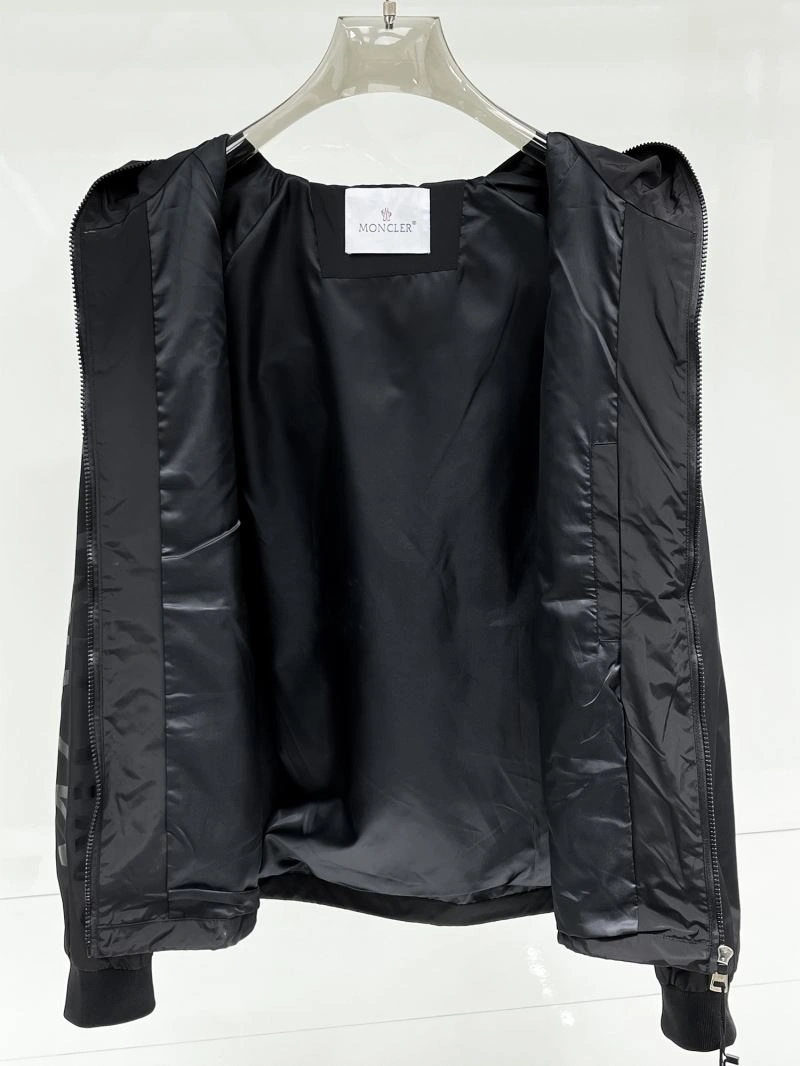Top match Moncler Outwear