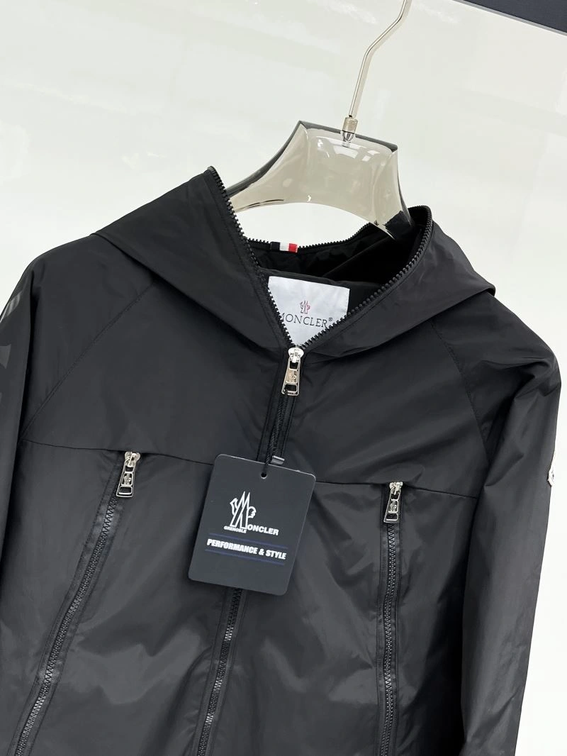 Top match Moncler Outwear