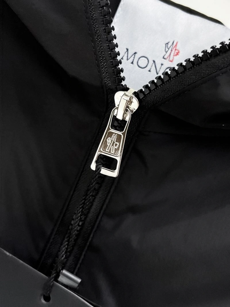 Top match Moncler Outwear