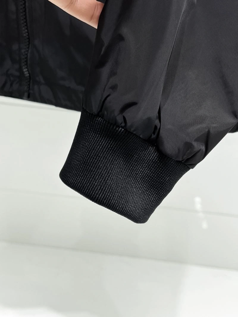 Top match Moncler Outwear