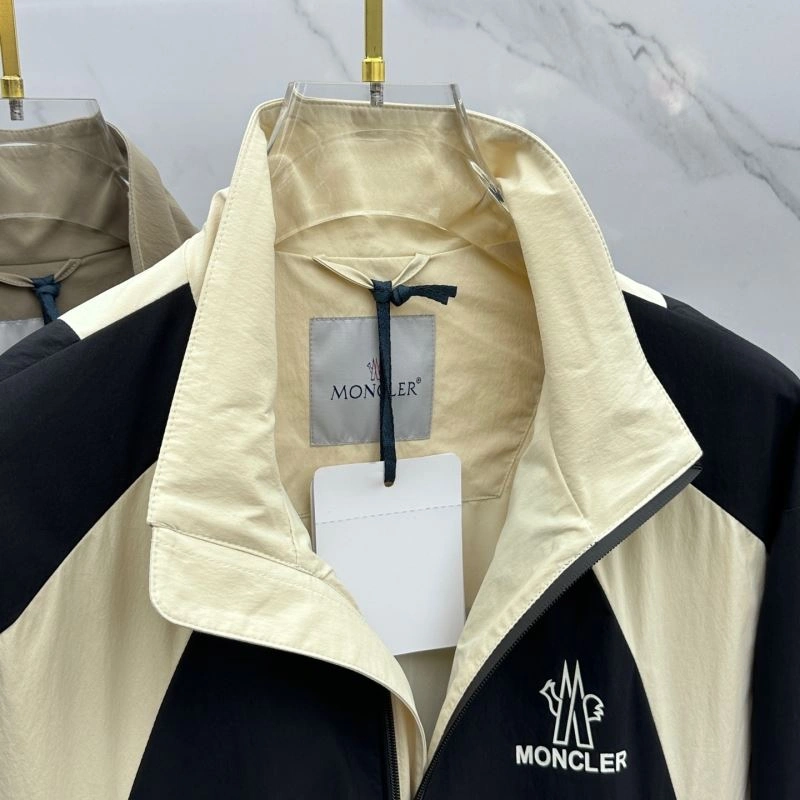 Top match Moncler Outwear