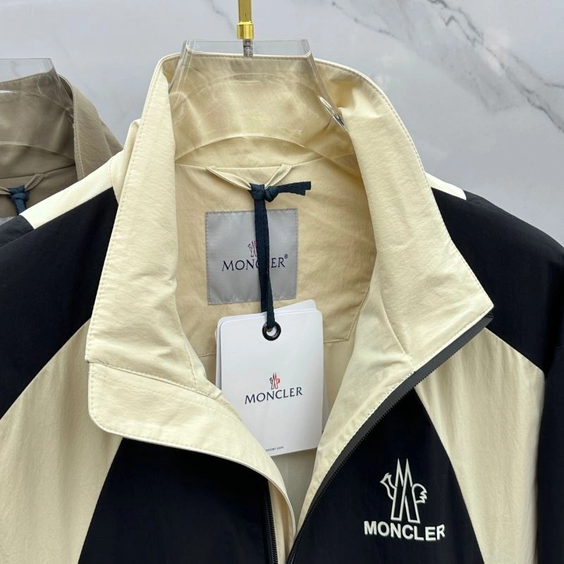 Top match Moncler Outwear