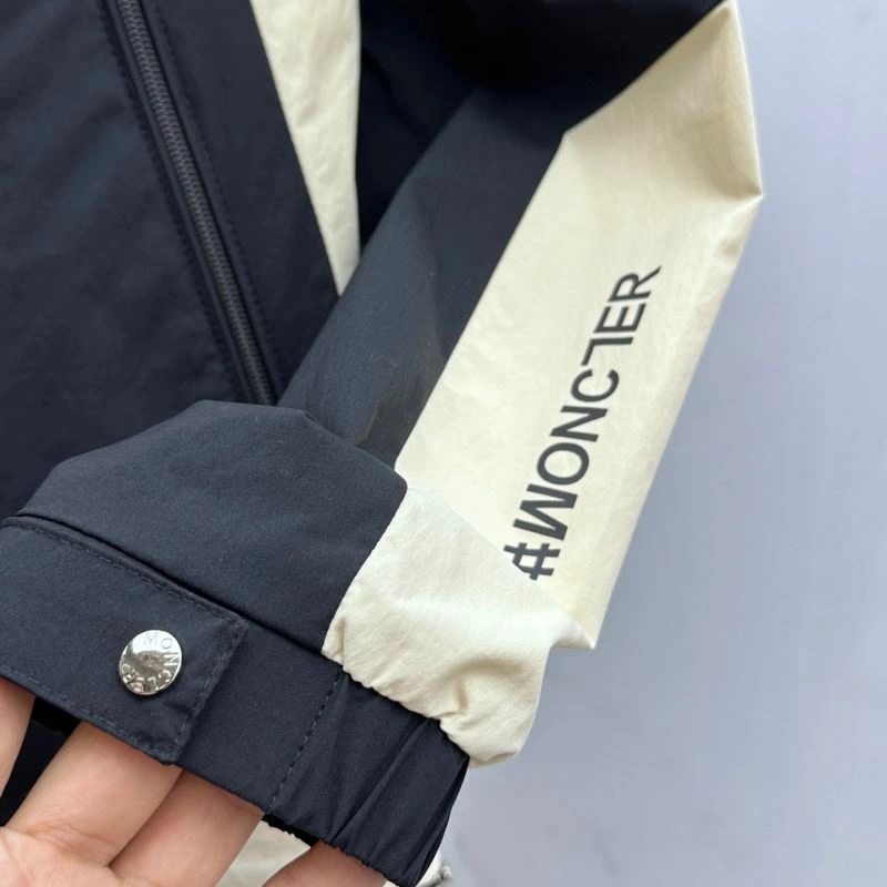 Top match Moncler Outwear
