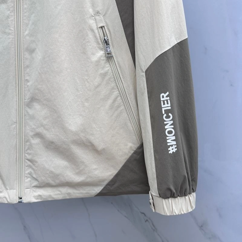Bargain Moncler Outwear