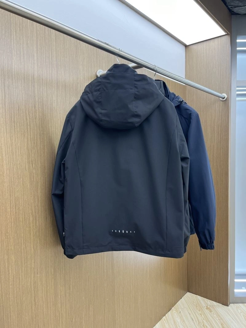 Inexpensive Moncler Outwear