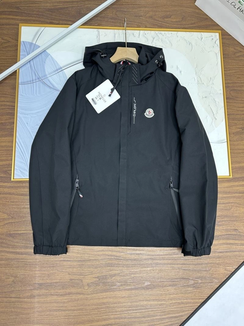 Accurate model Moncler Outwear
