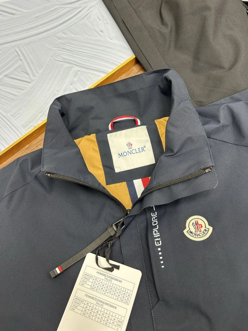 Accurate model Moncler Outwear