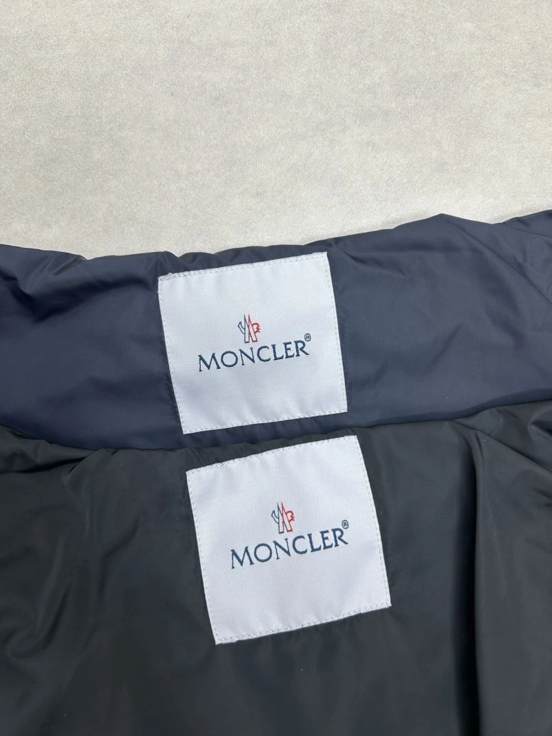 Precise copy Moncler Outwear
