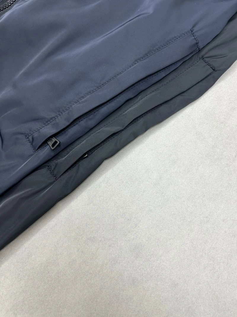 Precise copy Moncler Outwear