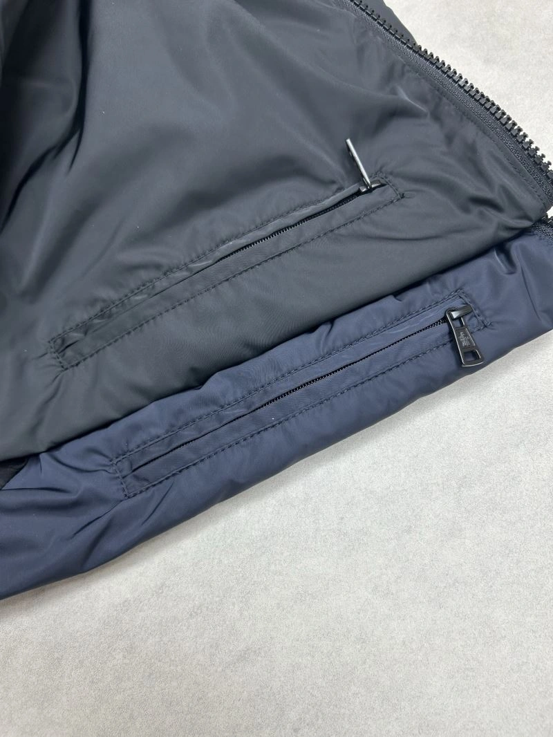 Precise copy Moncler Outwear