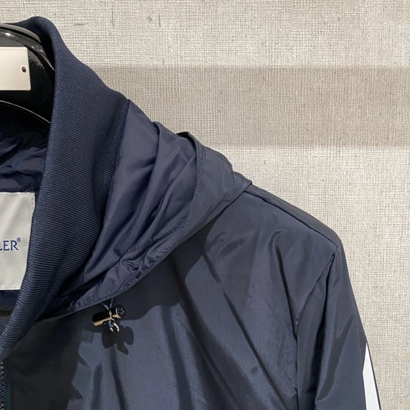 Official Moncler Outwear