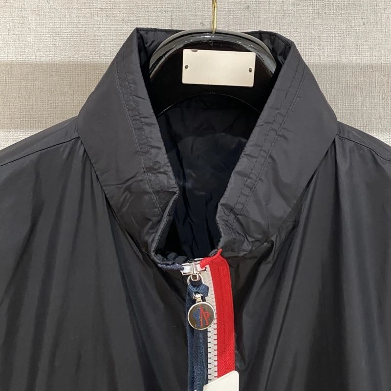 Accurate model Moncler Outwear