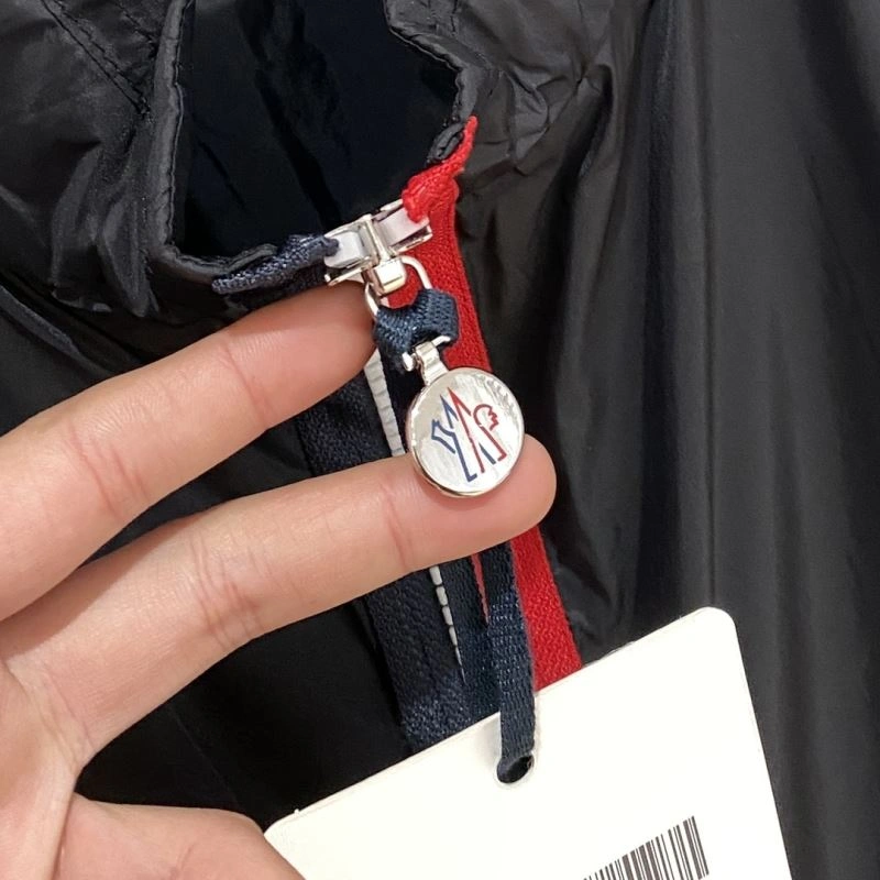 Accurate model Moncler Outwear