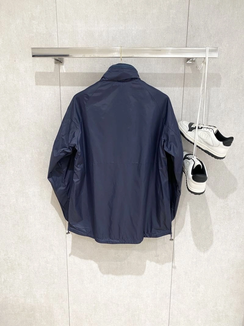 Inexpensive Moncler Outwear