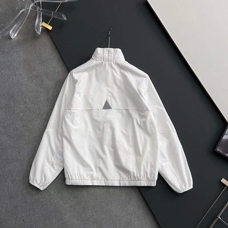 Official Moncler Outwear