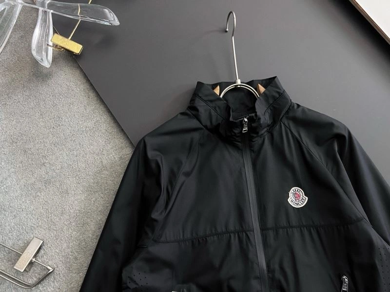 Top match Moncler Outwear