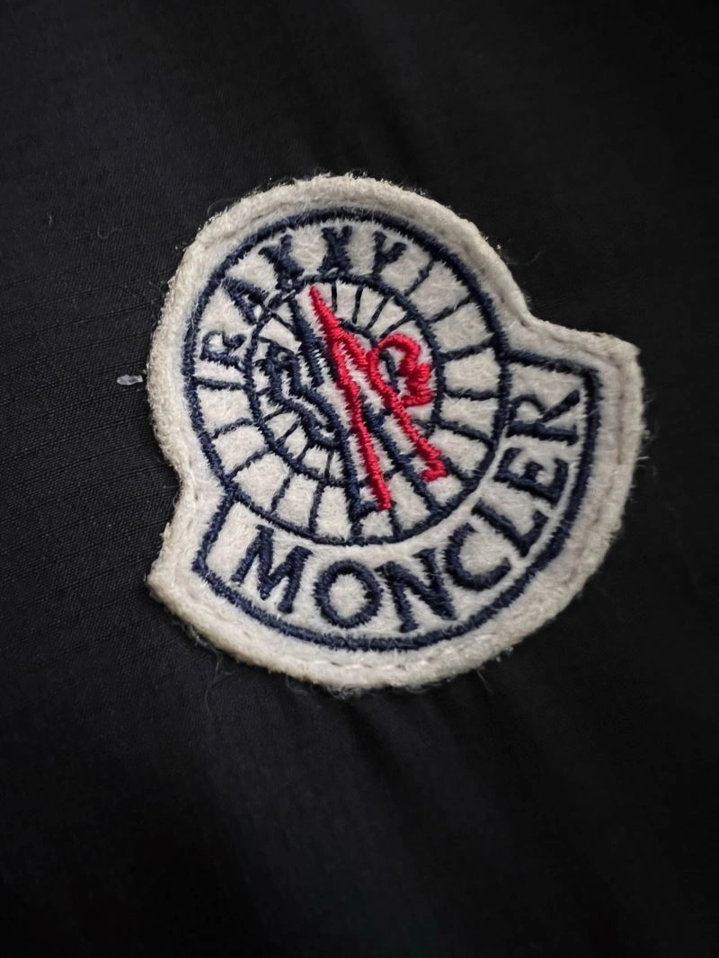 Top match Moncler Outwear