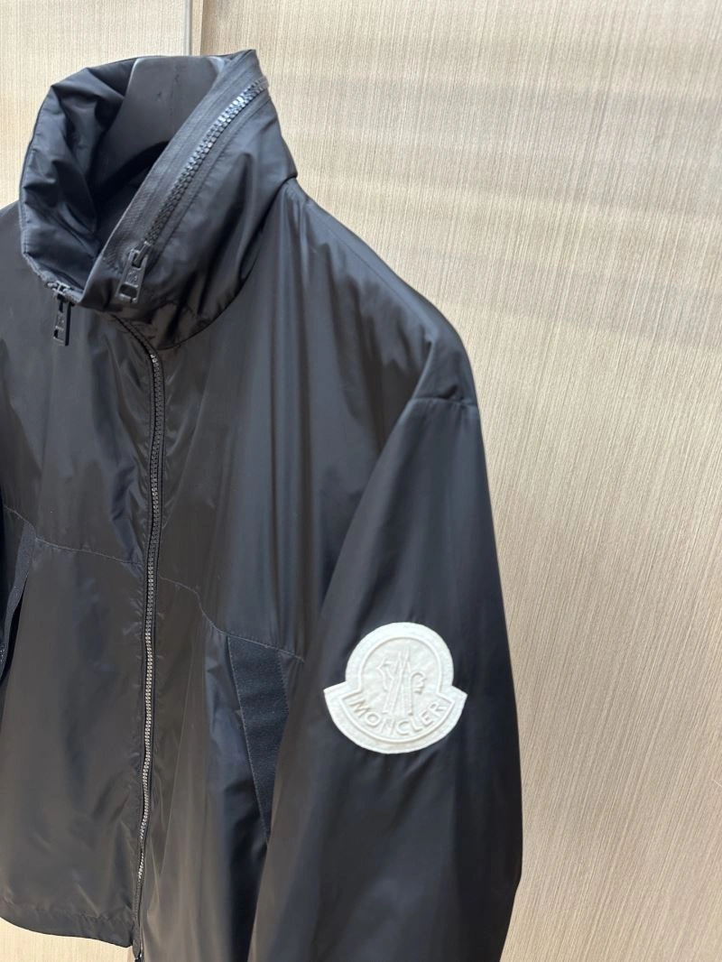 High fidelity Moncler Outwear