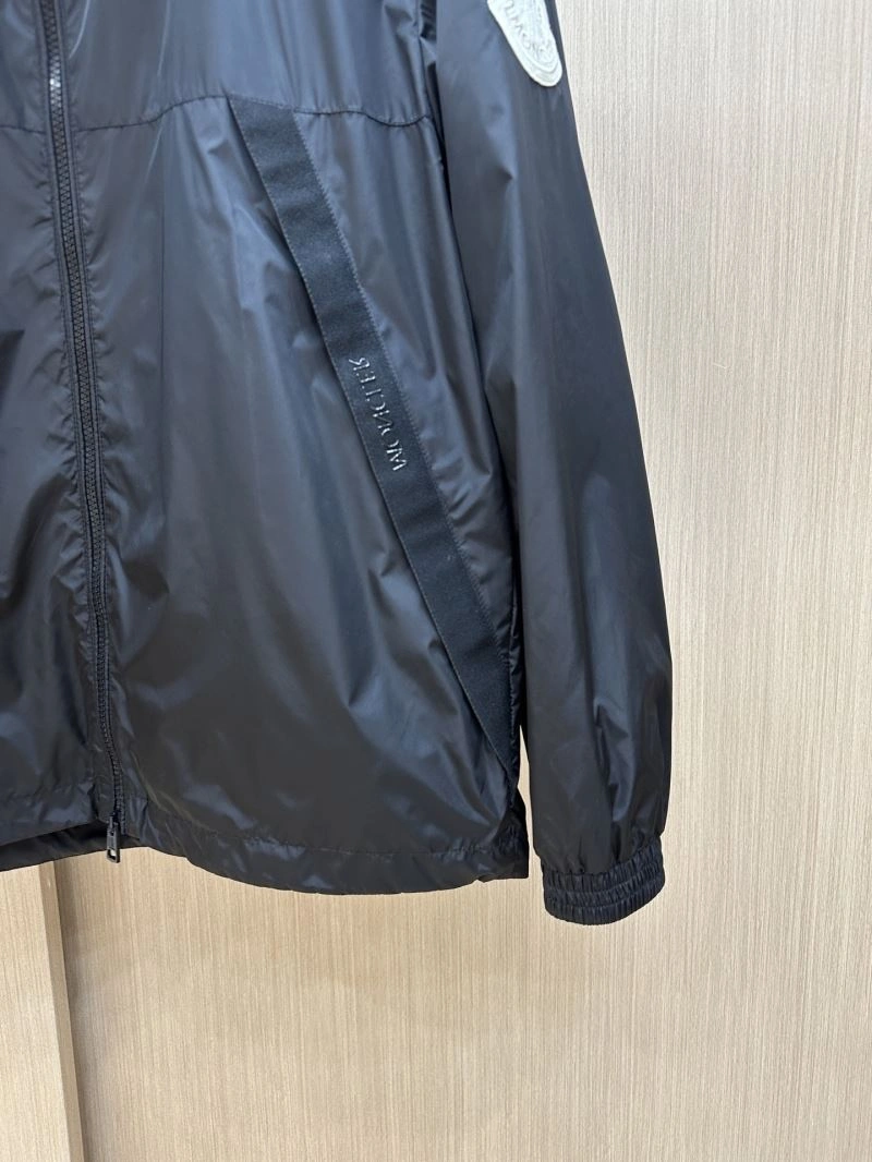 High fidelity Moncler Outwear