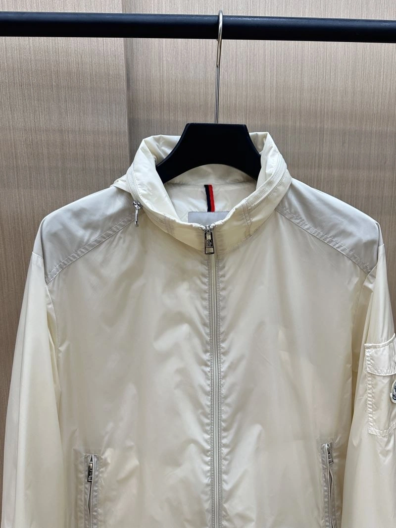 Legit Moncler Outwear