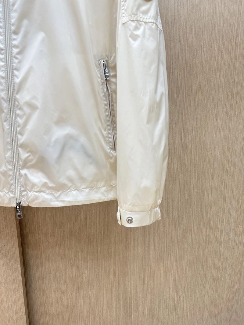 Legit Moncler Outwear