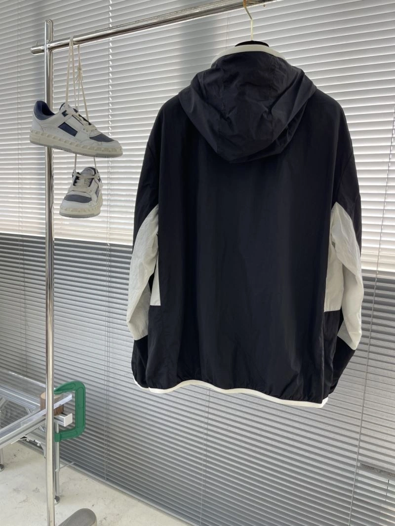 Bargain Moncler Outwear