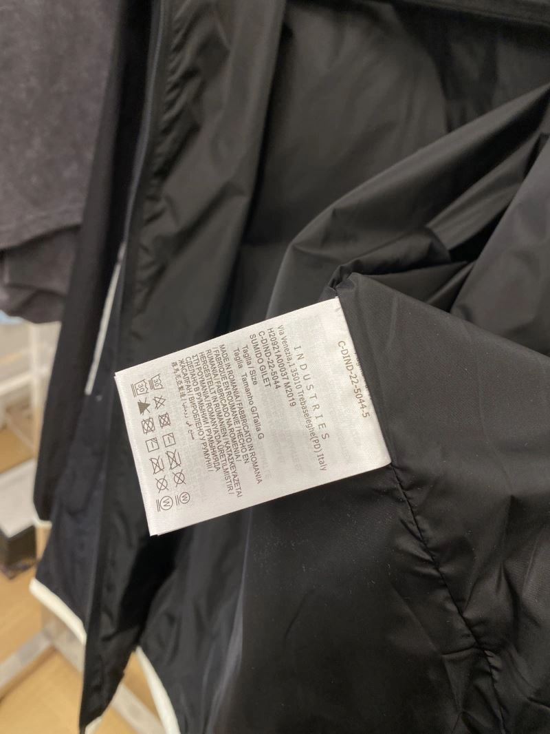 Reasonably priced Moncler Outwear