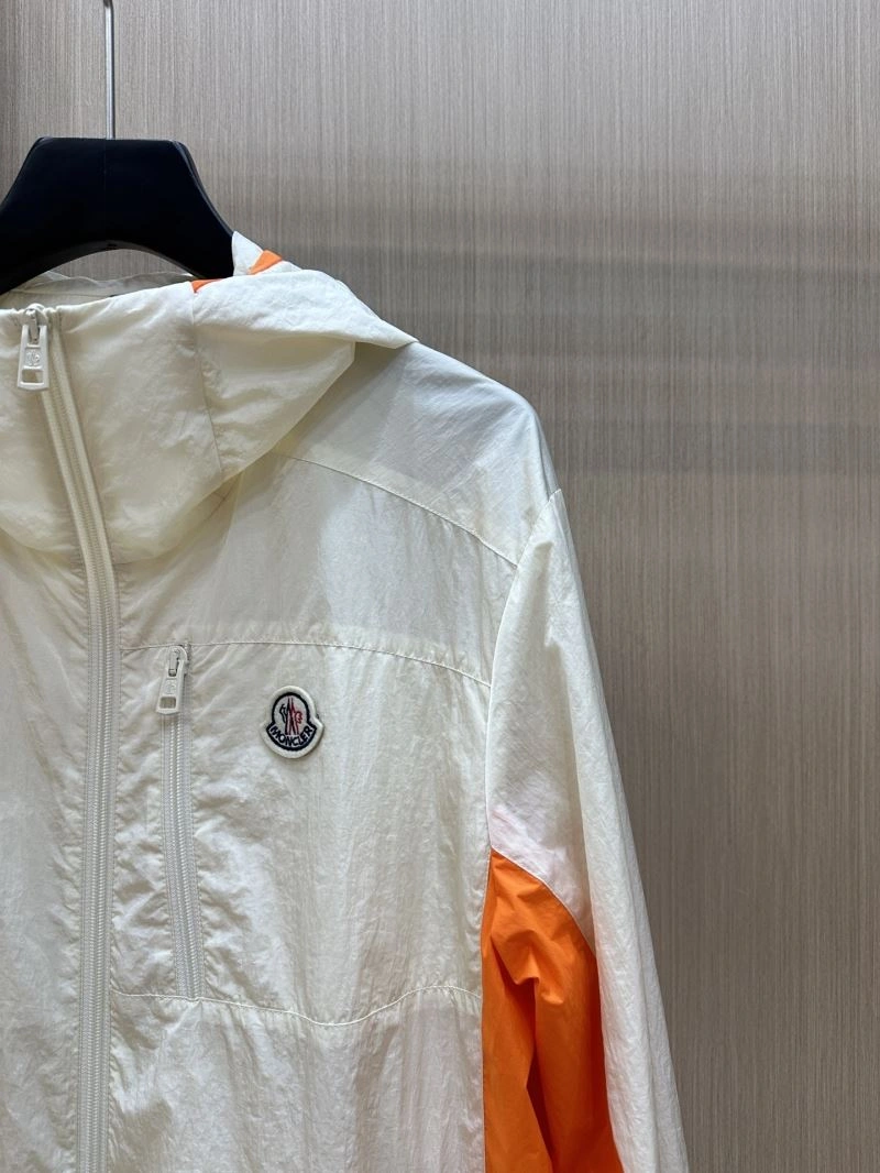 Accurate model Moncler Outwear