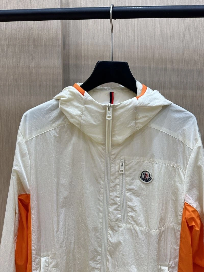 Accurate model Moncler Outwear