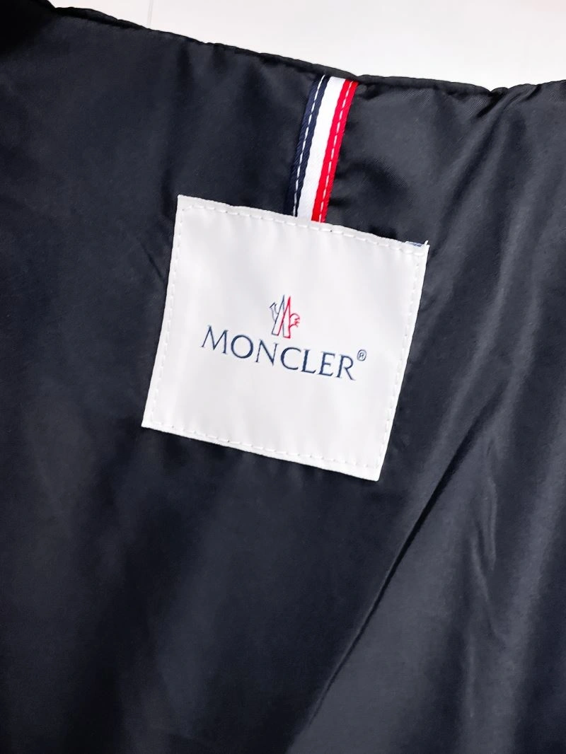 Brand-original Moncler Outwear