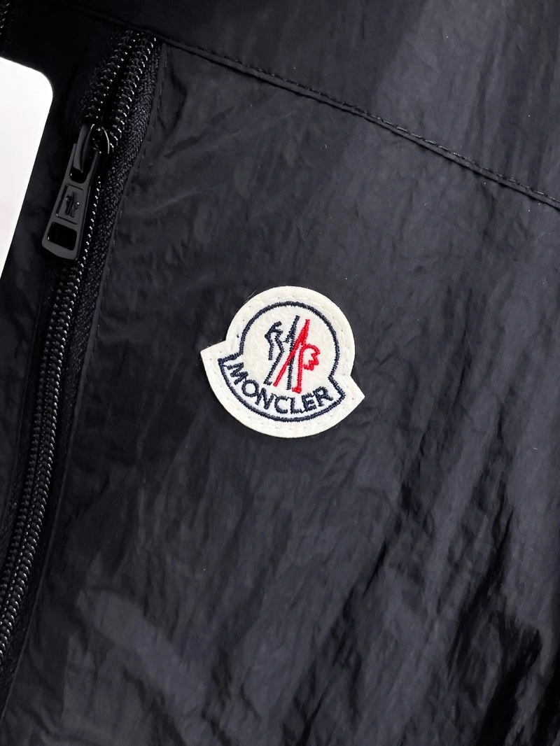 Brand-original Moncler Outwear