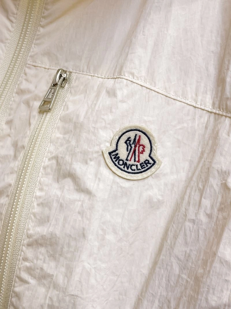 Accurate model Moncler Outwear