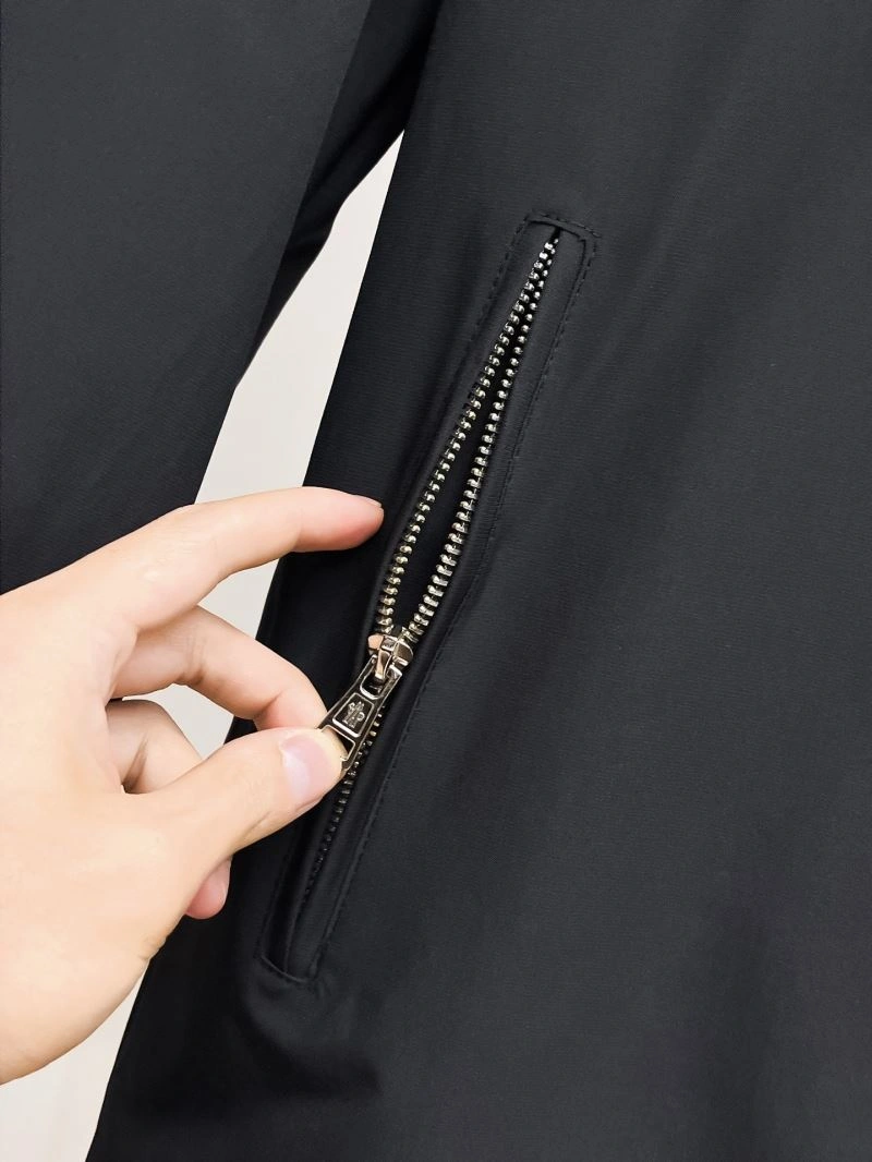 Legit Moncler Outwear