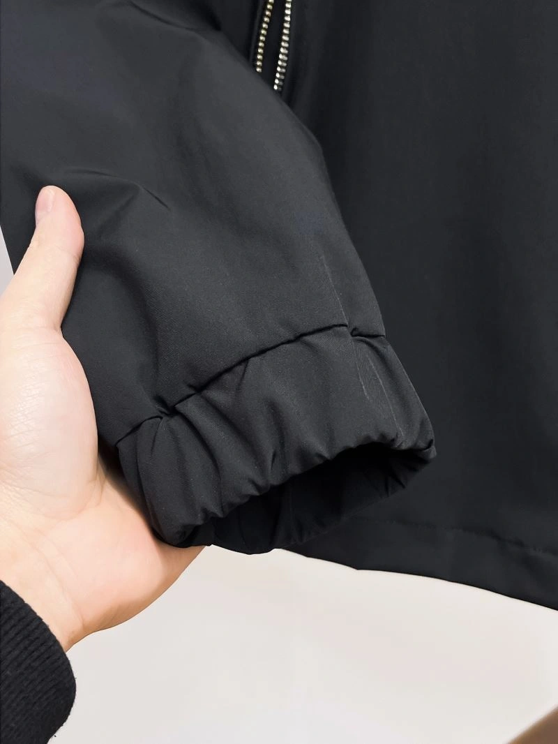 Legit Moncler Outwear
