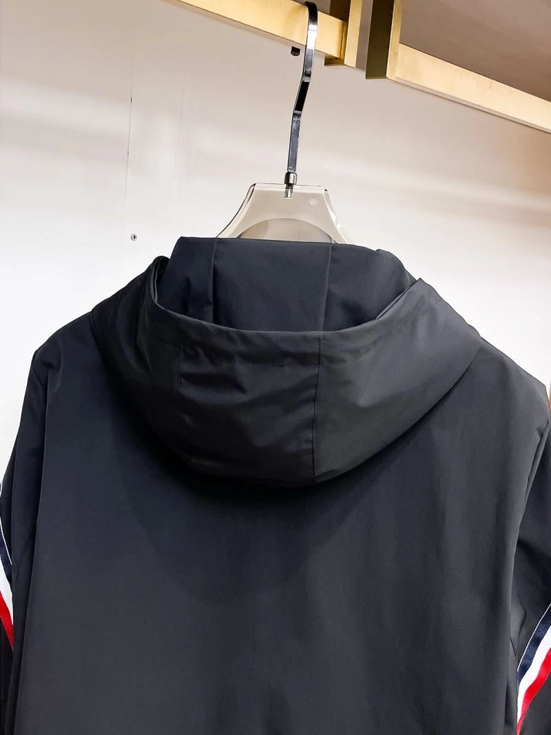 Legit Moncler Outwear