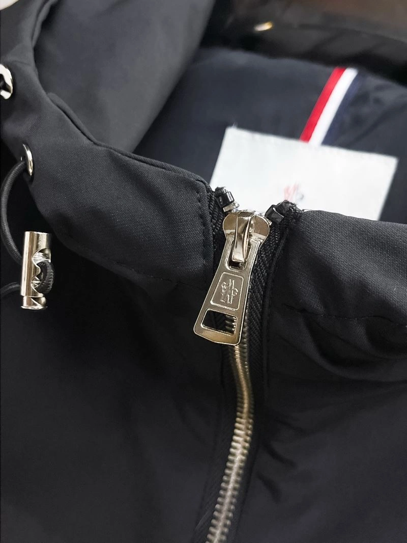 Legit Moncler Outwear