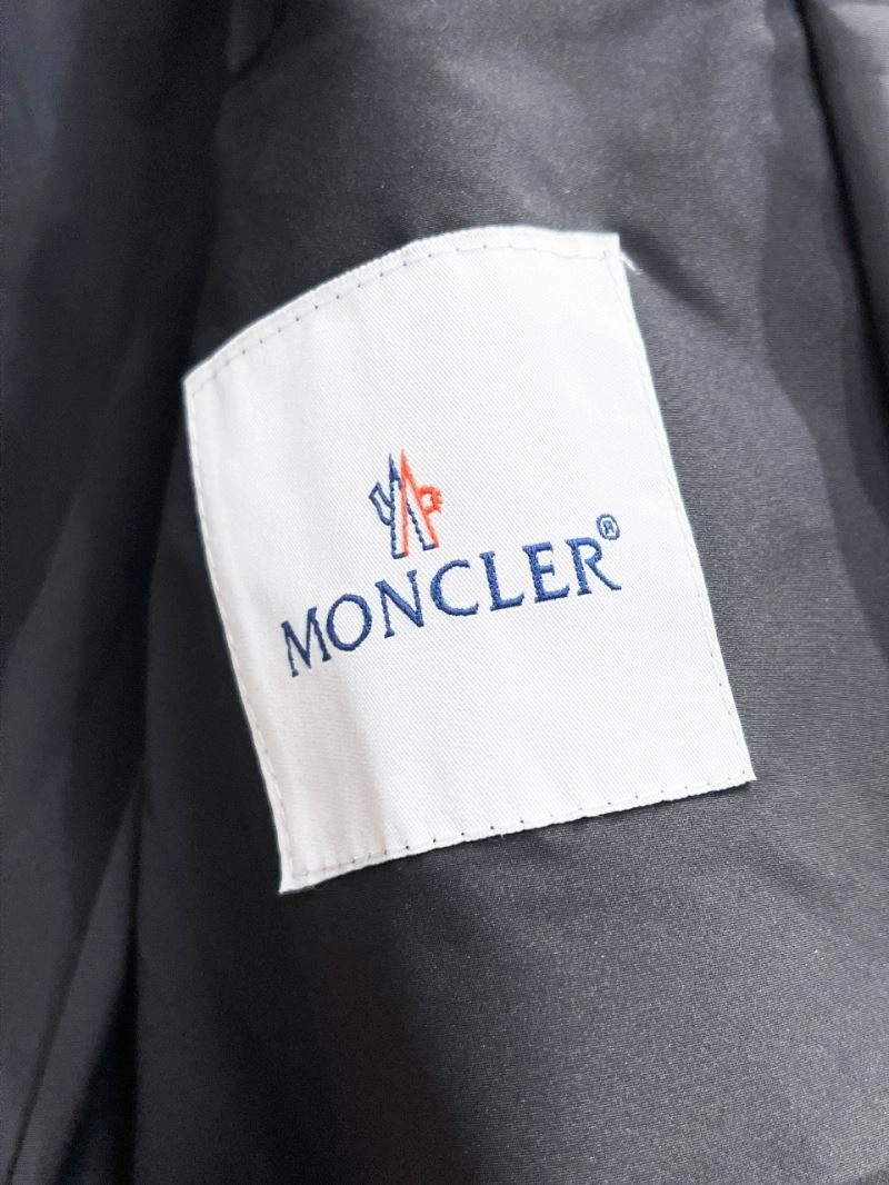 Inexpensive Moncler Outwear