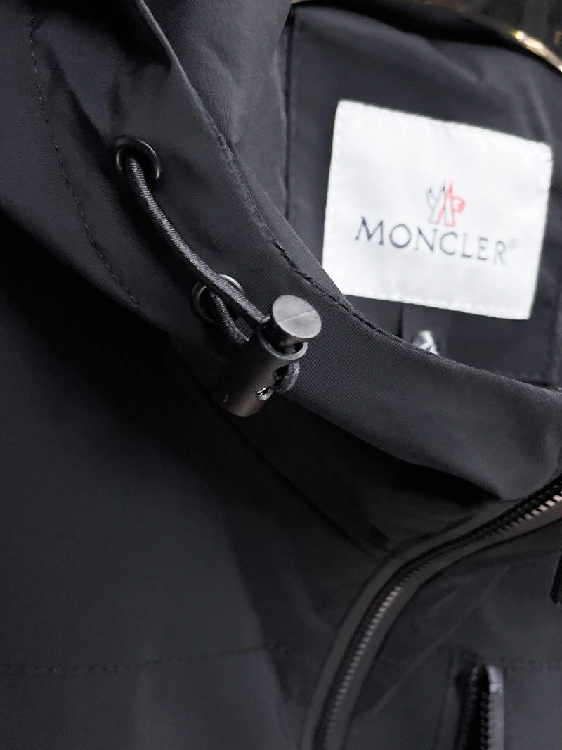 Top mirror Moncler Outwear