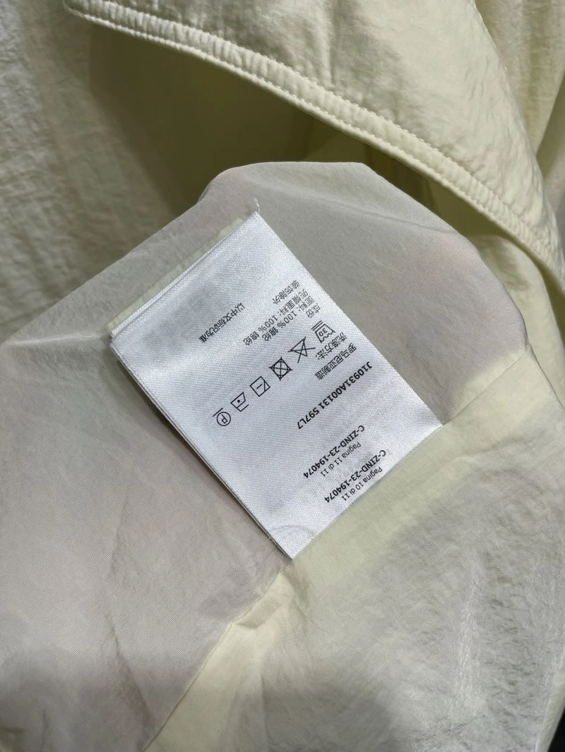 Legit Moncler Outwear